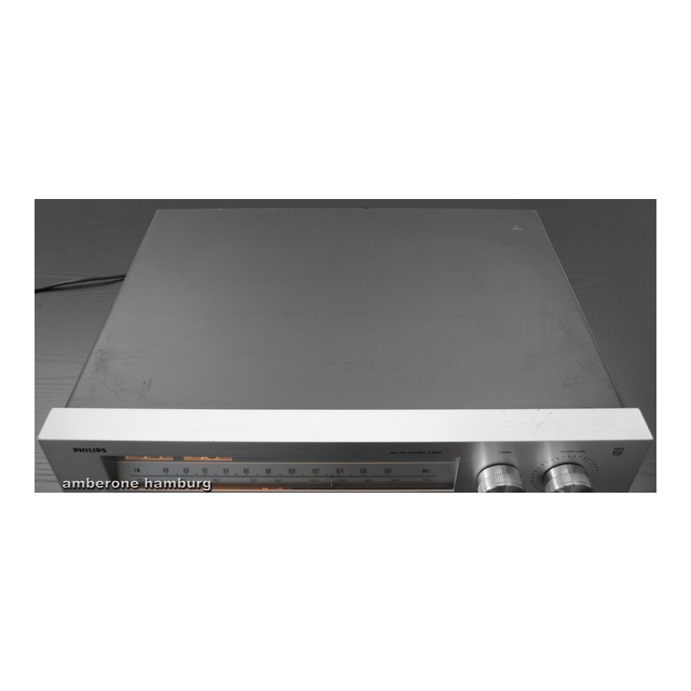 Philips AM-FM Stereo Tuner 186 Type 22AH186/00