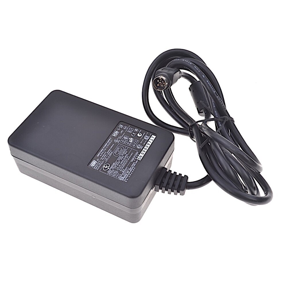 Original Netzteil YHI 138-2030-IP3 Output: 12V-1500m /24V-800mA Steck